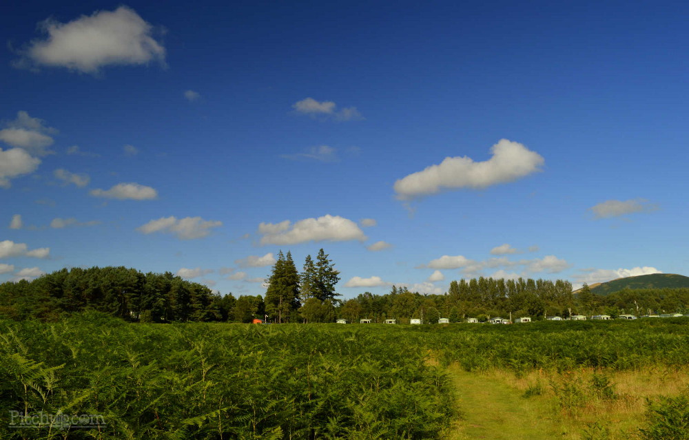 doldowlod-caravan-park-19 - Railway Station Cottages
