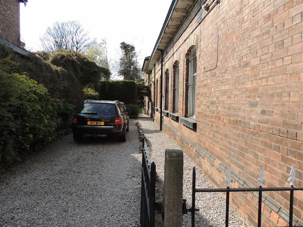Roby Station - Image 9 - Railway Station Cottages