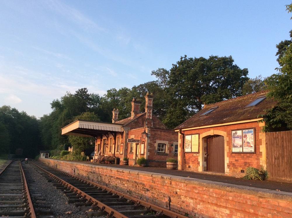 The Parcel Office at Rowden Mill Station (7) - Railway Station Cottages