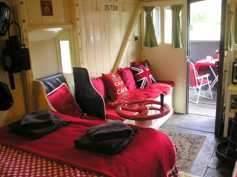 The Railway Guards Van - Doldowlod Old Station Caravan Park - Railway ...