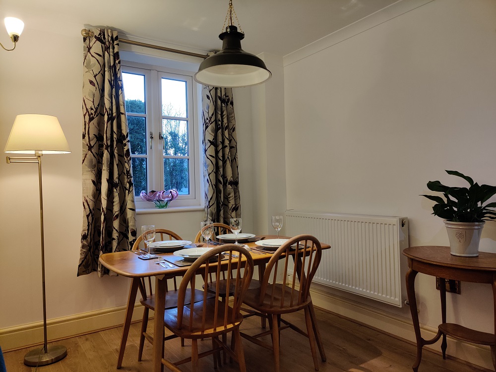 The Waiting Room - Stoke Edith Station - Railway Station Cottages