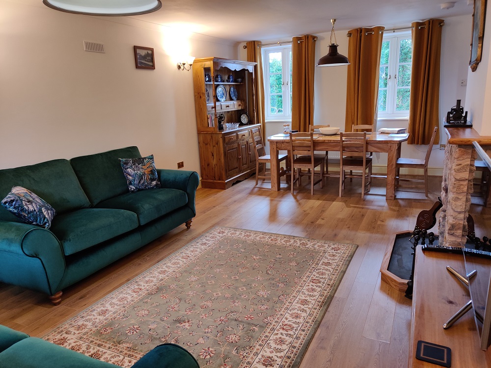The Booking Office - Stoke Edith Station - Railway Station Cottages